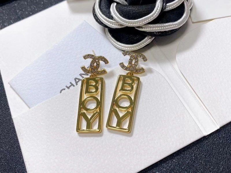 Top mirror Chanel Earrings