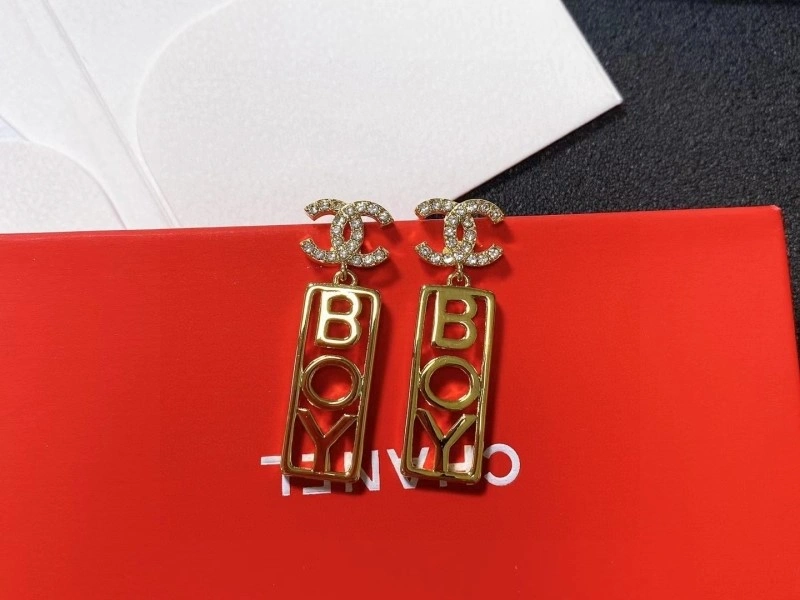Top mirror Chanel Earrings