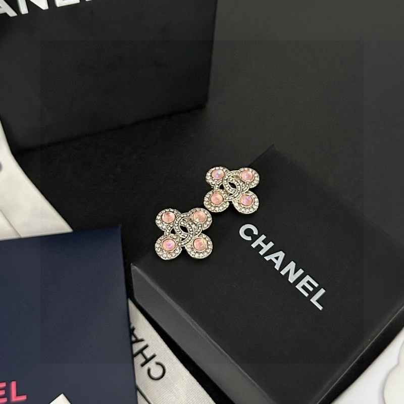 Top mirror Chanel Earrings