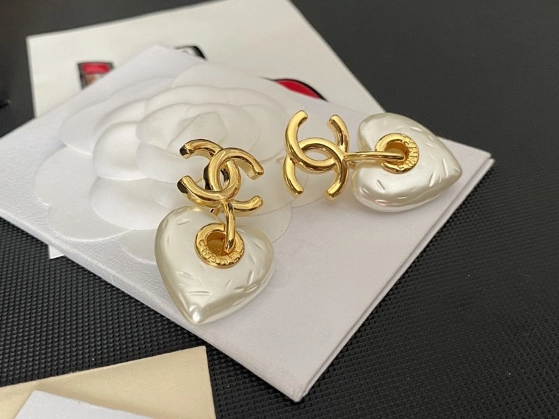Low-cost Chanel Earrings