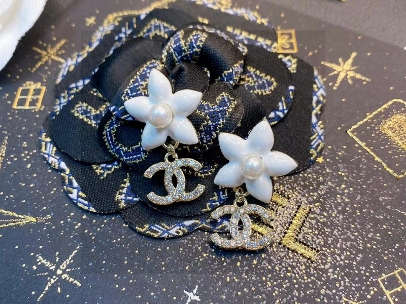 Low-cost Chanel Earrings