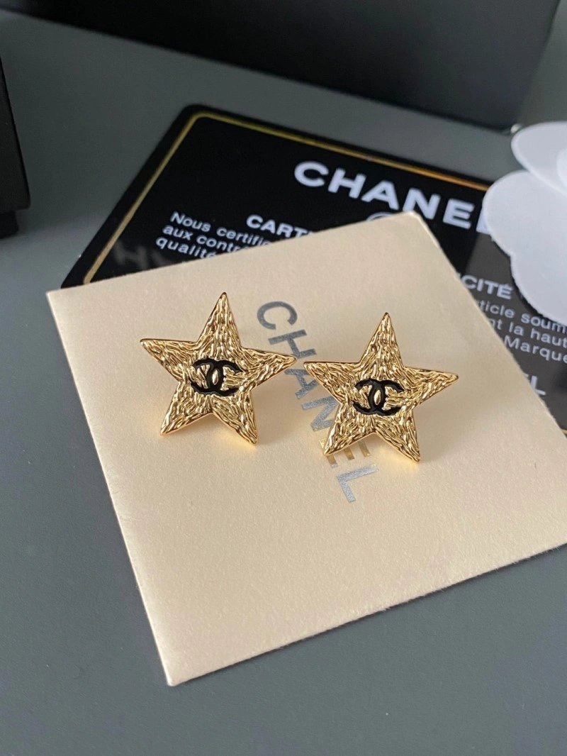 Top match Chanel Earrings