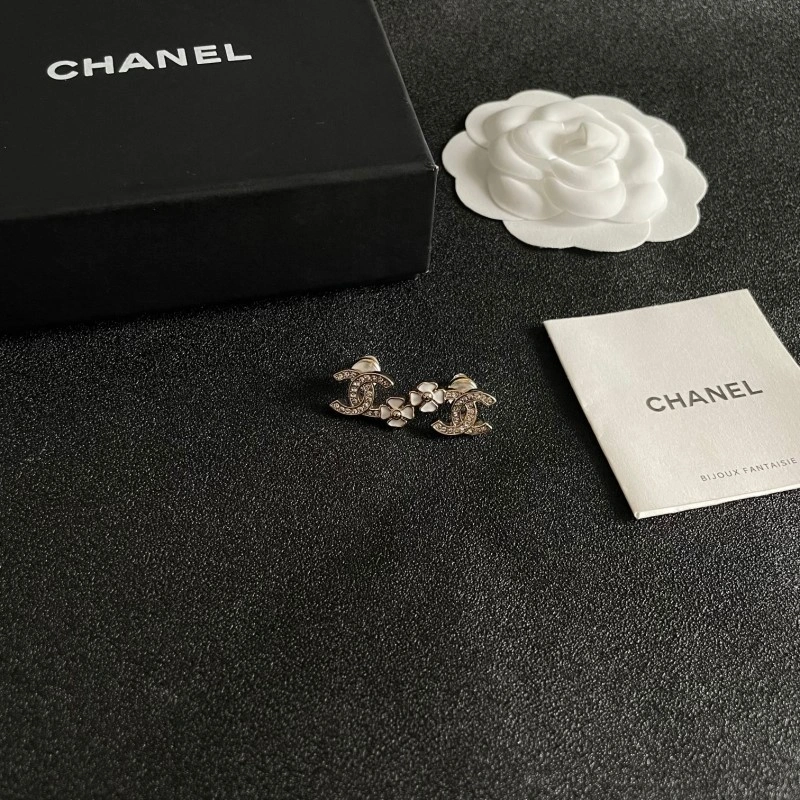 High accuracy Chanel Earrings