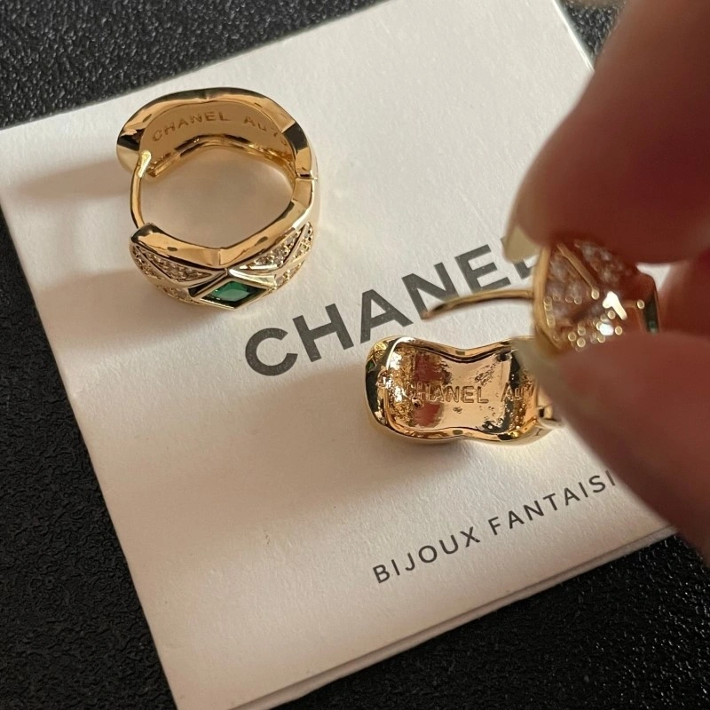 High accuracy Chanel Earrings