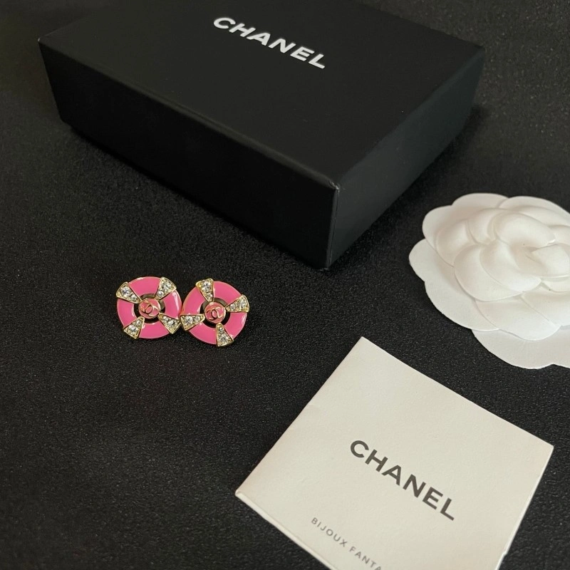 Top match Chanel Earrings