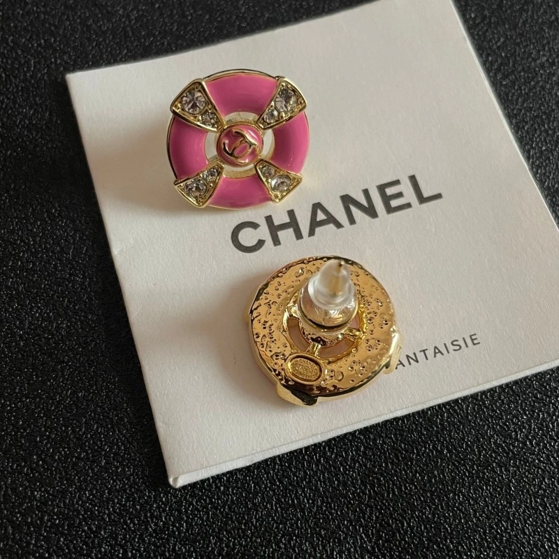 Top match Chanel Earrings