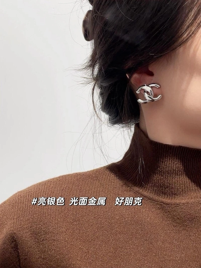 High fidelity Chanel Earrings