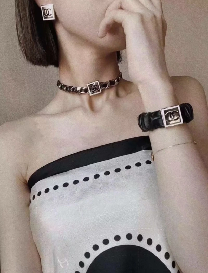 Discounted Chanel Earrings