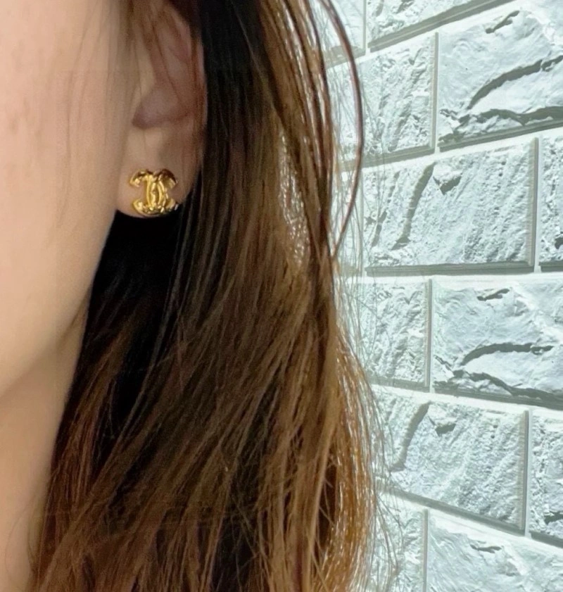 Discounted Chanel Earrings