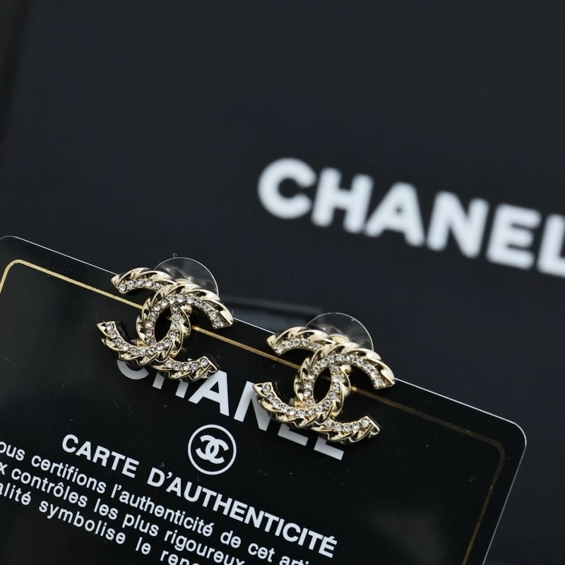 Top mirror Chanel Earrings
