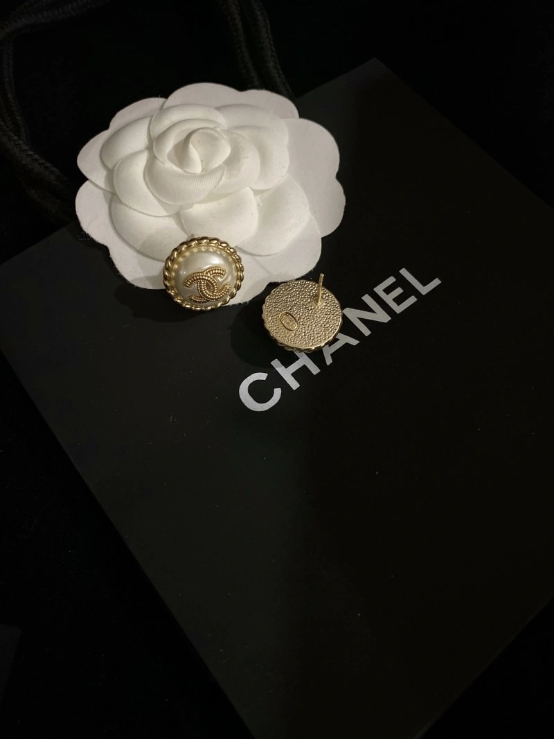 High fidelity Chanel Earrings