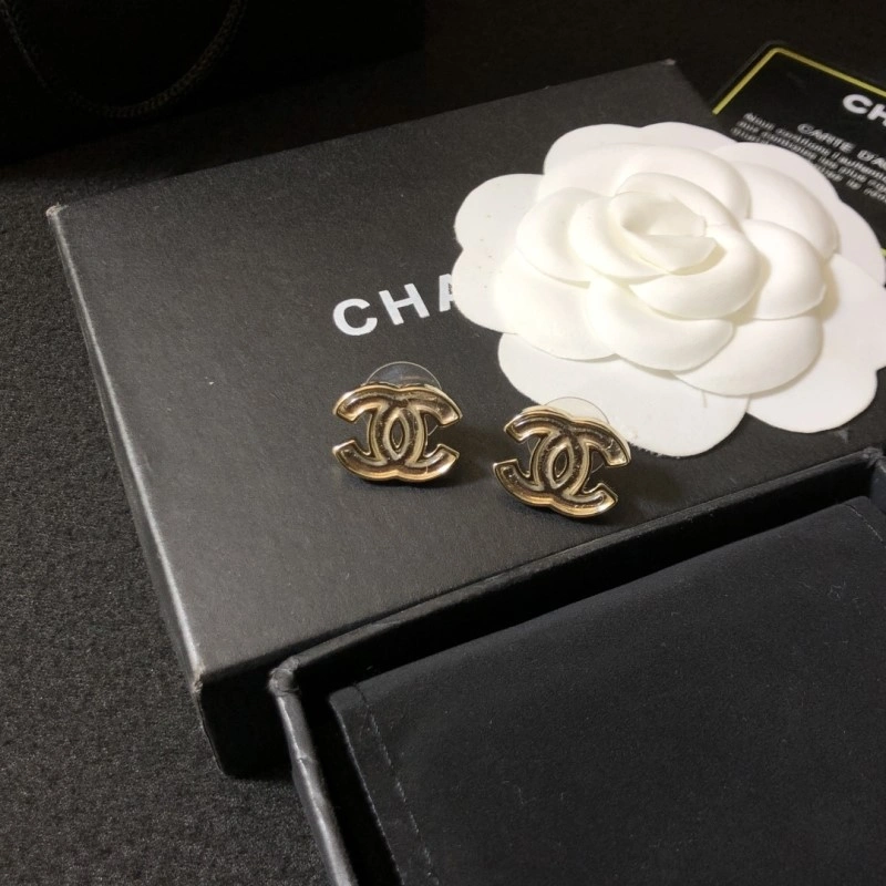 Top match Chanel Earrings