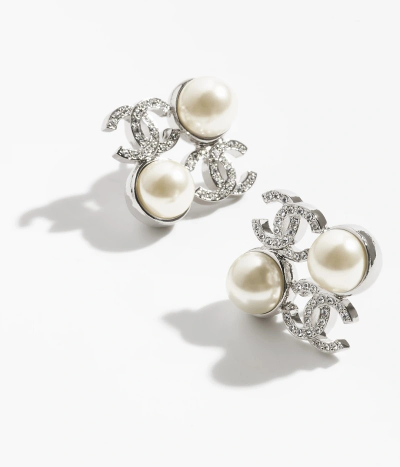 Top mirror Chanel Earrings