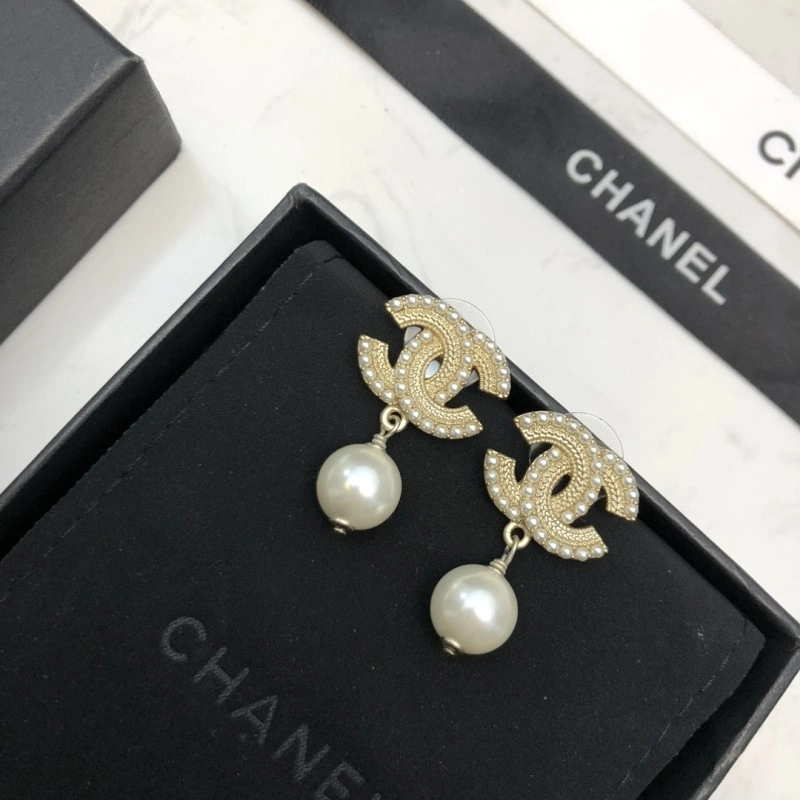Top match Chanel Earrings