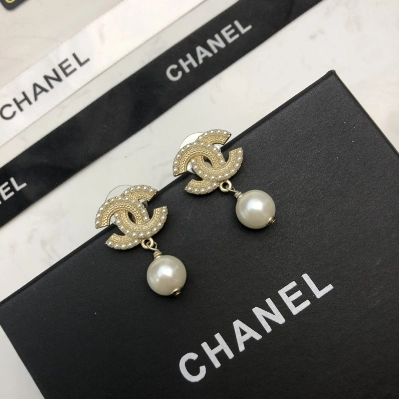 Top match Chanel Earrings