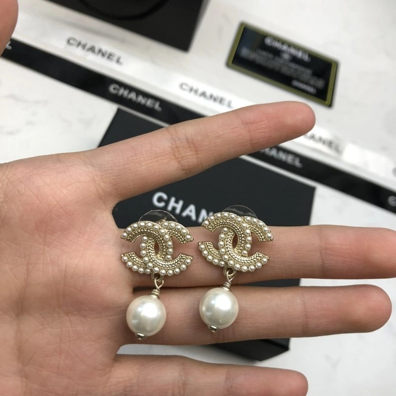 Top match Chanel Earrings