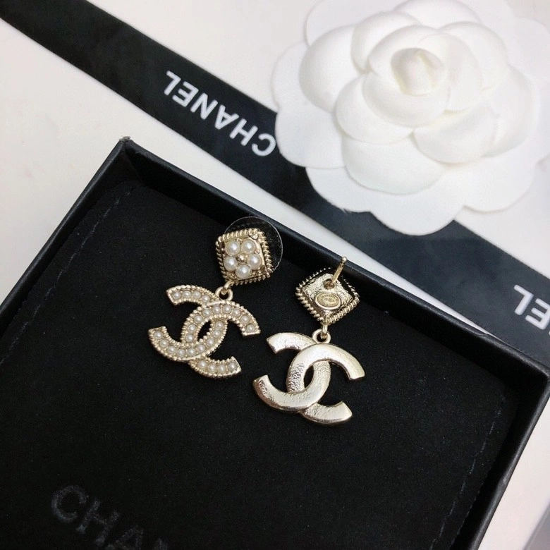 Brand-authenticated Chanel Earrings