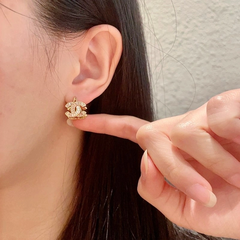Top match Chanel Earrings
