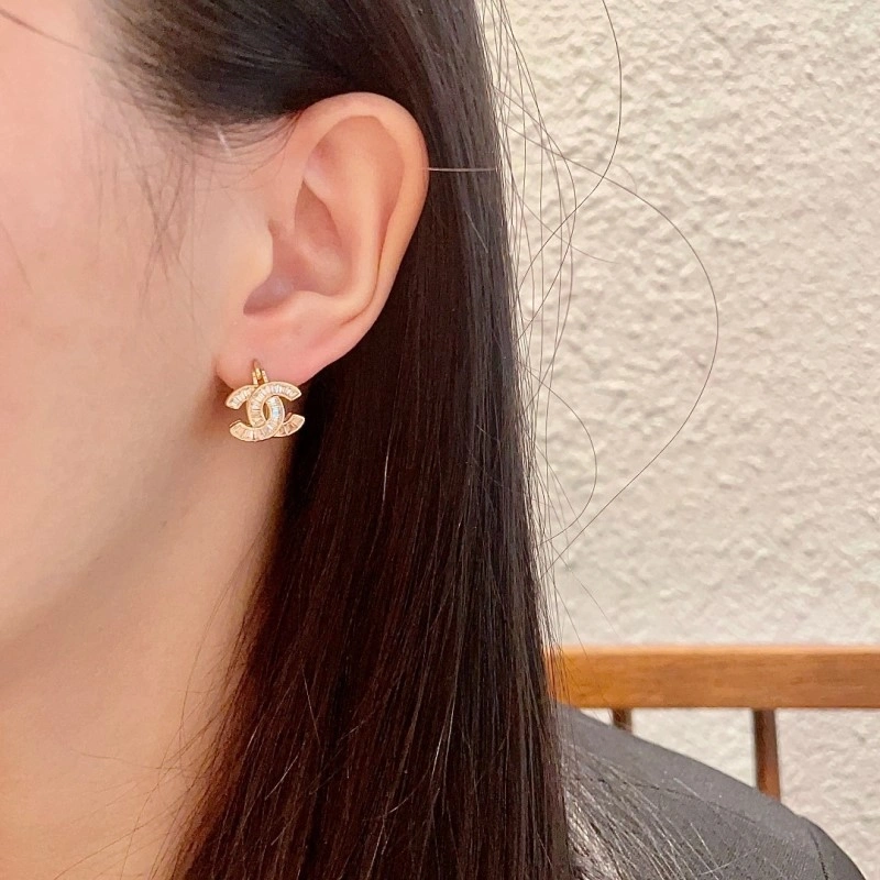 Top match Chanel Earrings
