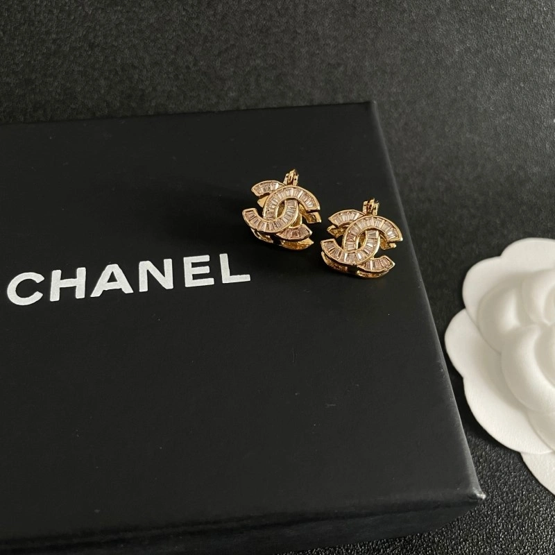 Top match Chanel Earrings
