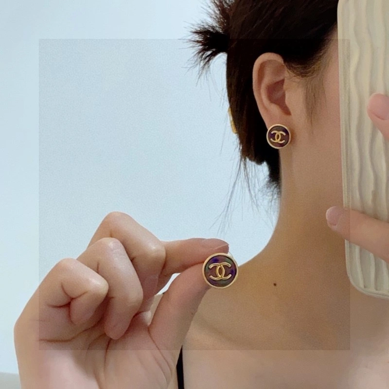 Top match Chanel Earrings