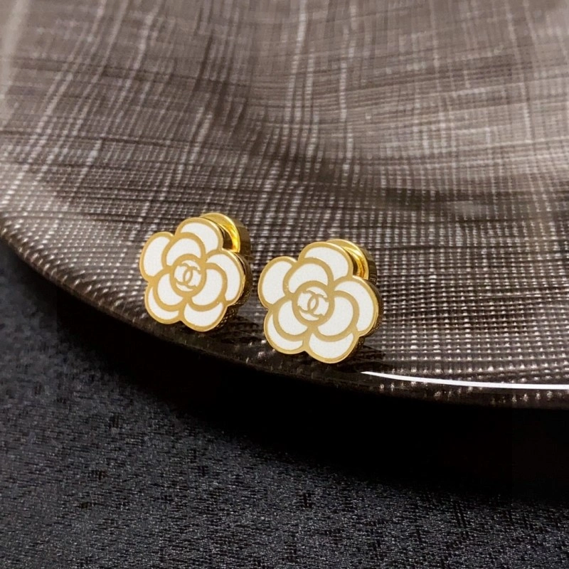 Top match Chanel Earrings