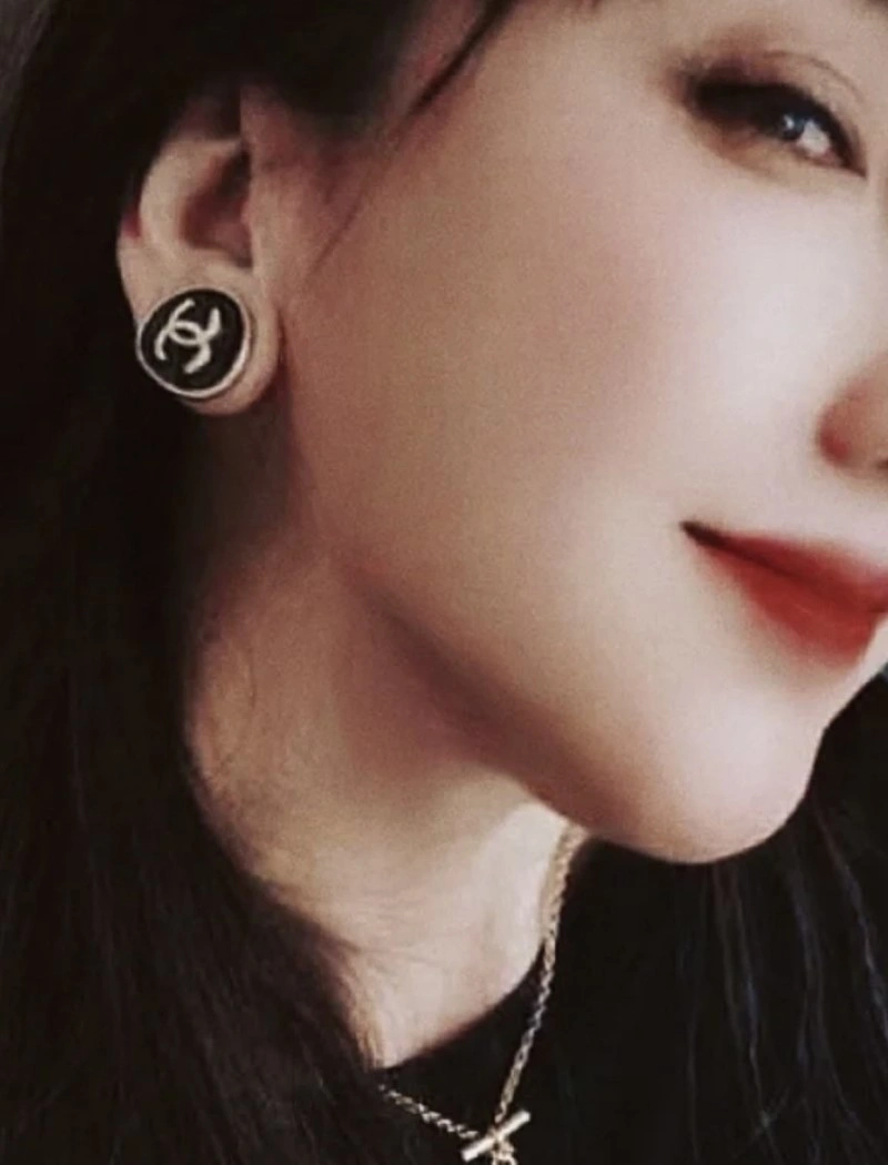 Legit Chanel Earrings