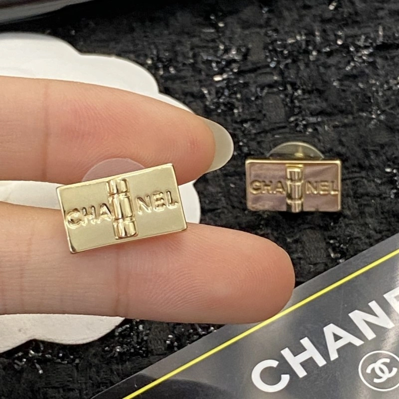 Top match Chanel Earrings