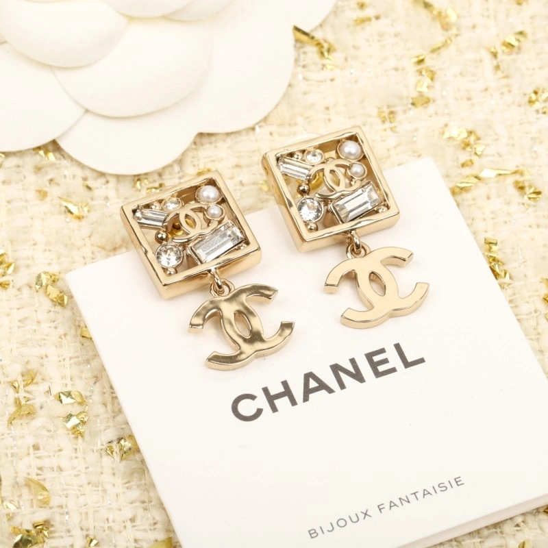 High accuracy Chanel Earrings