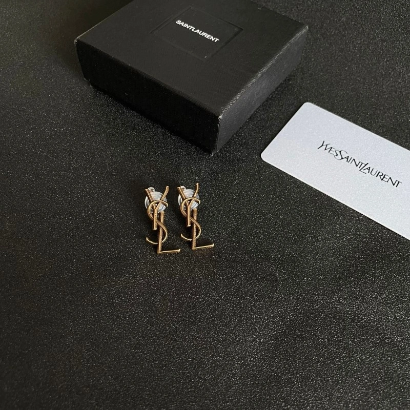 High fidelity Chanel Earrings
