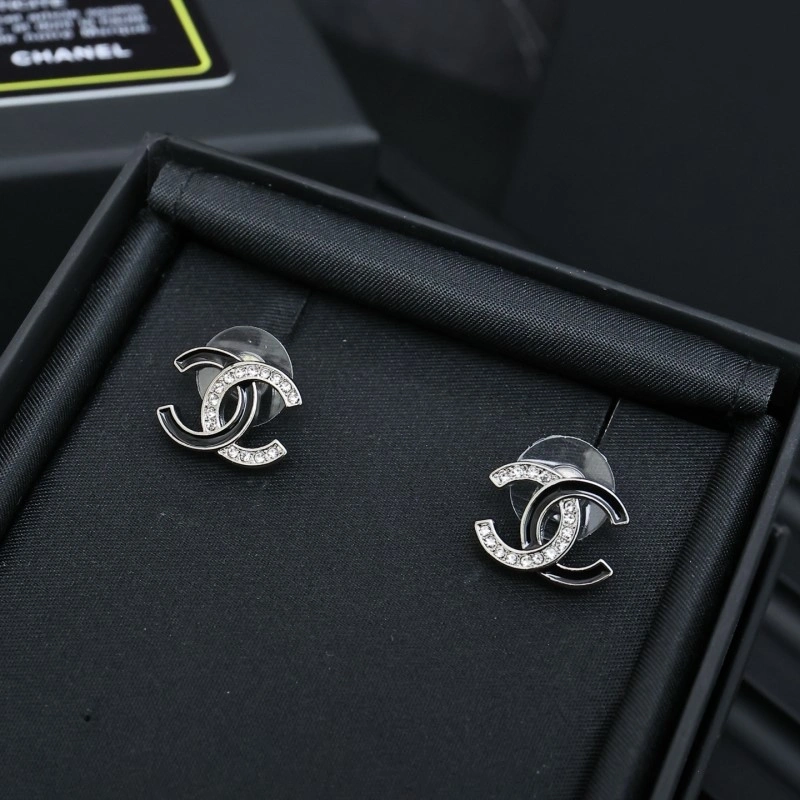 Top match Chanel Earrings