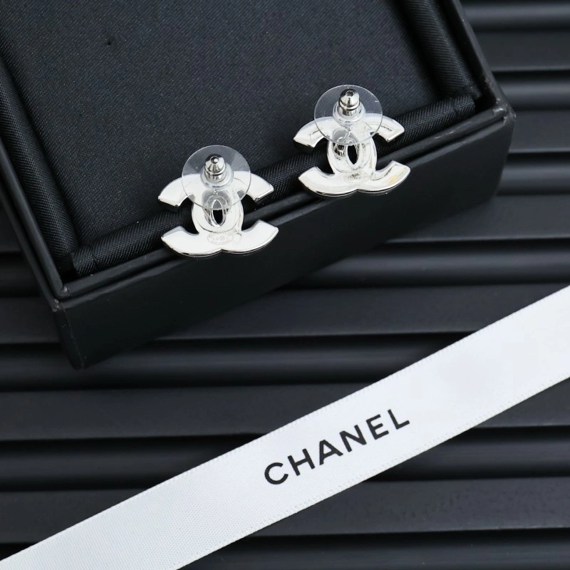 Top match Chanel Earrings