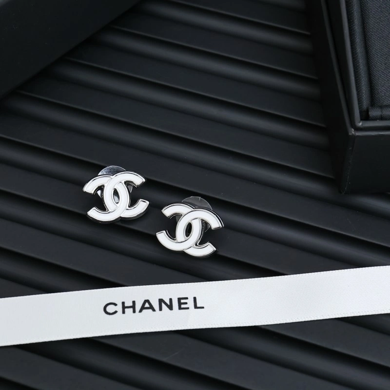 Top match Chanel Earrings