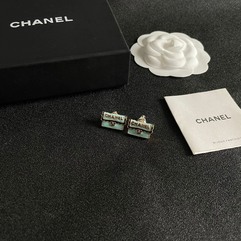 Accurate model Chanel Earrings