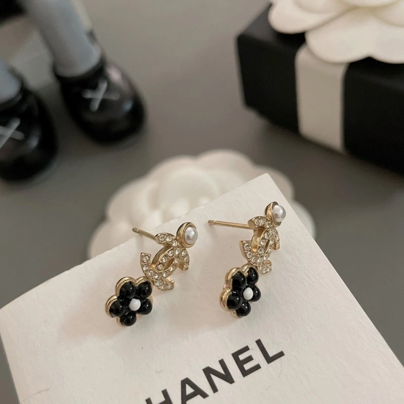 Low-cost Chanel Earrings
