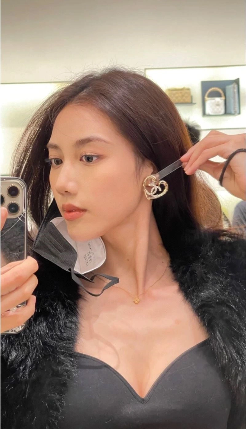 Inexpensive Chanel Earrings