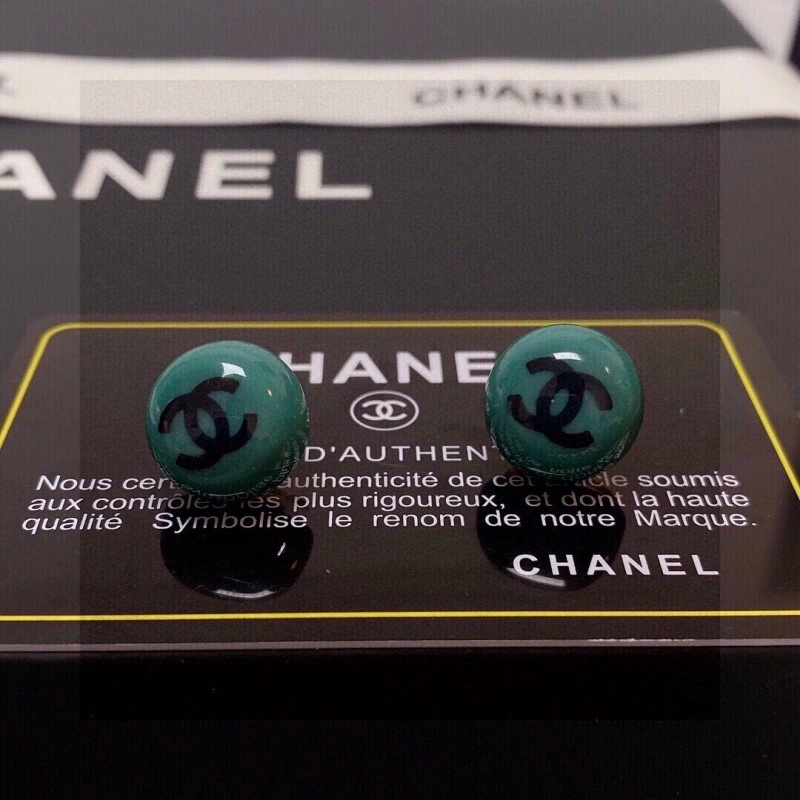 Top mirror Chanel Earrings