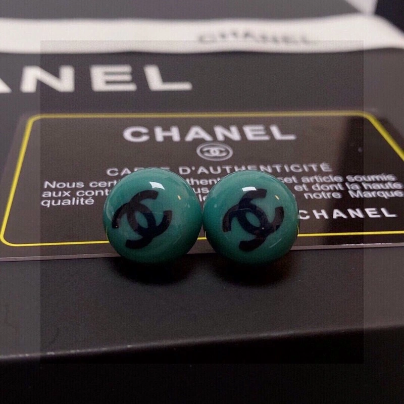 Top mirror Chanel Earrings