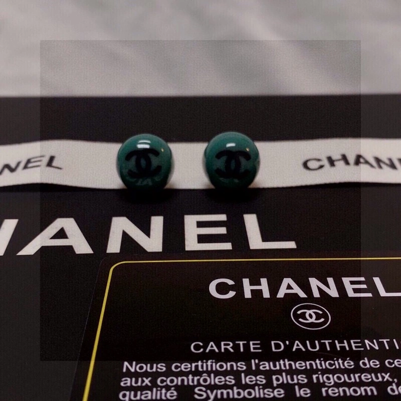 Top mirror Chanel Earrings