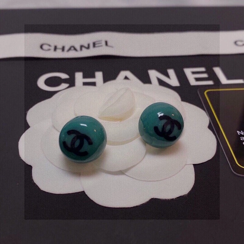Top mirror Chanel Earrings