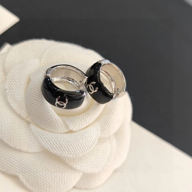 High fidelity Chanel Earrings