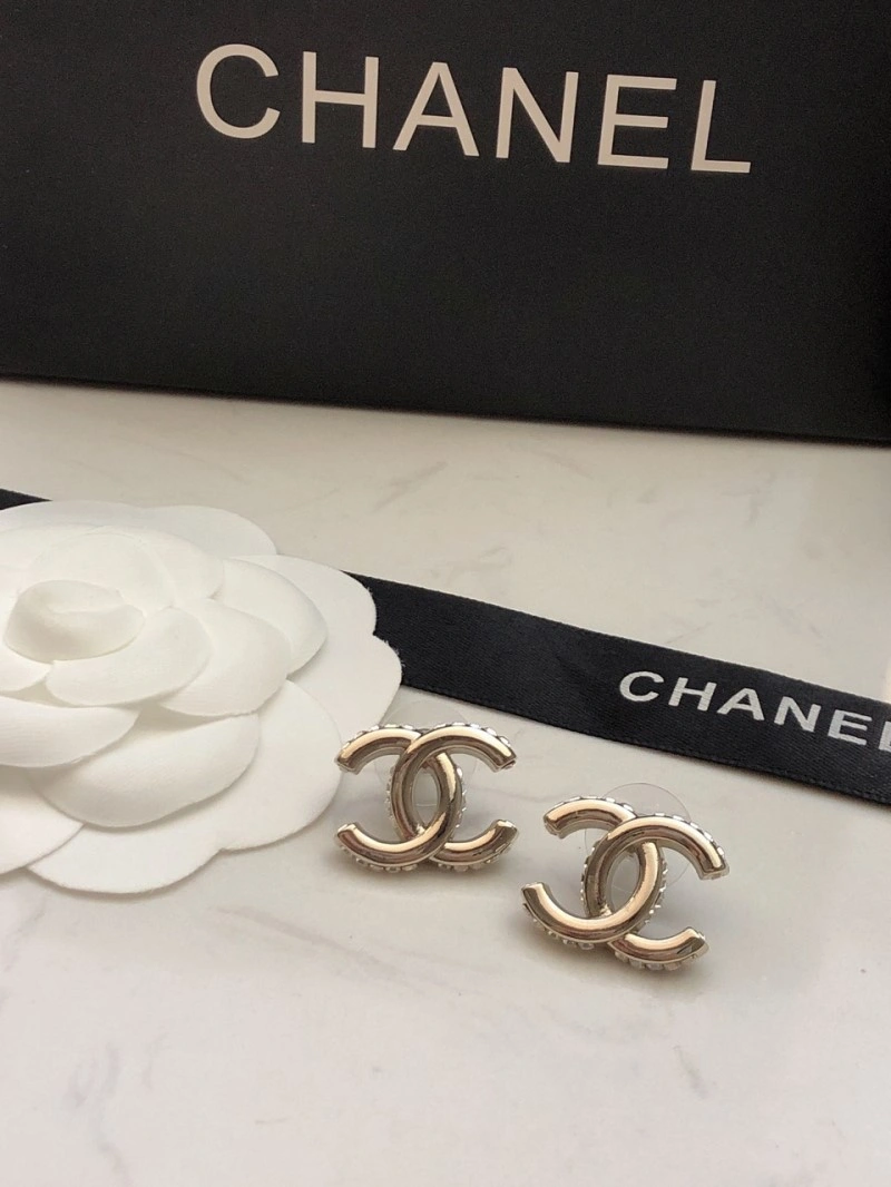 Low-cost Chanel Earrings