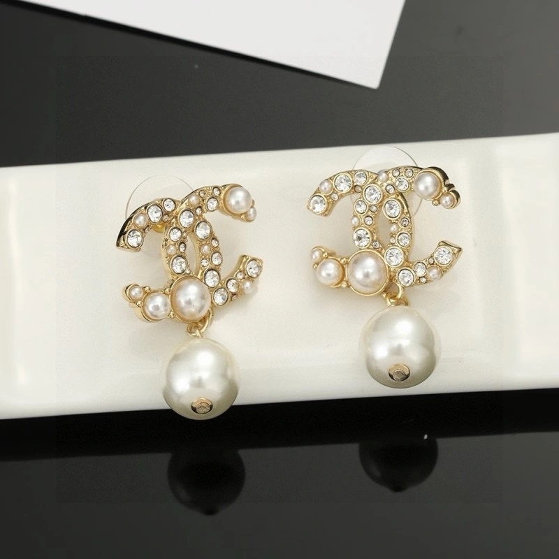 High accuracy Chanel Earrings