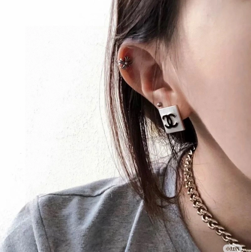 Legit Chanel Earrings