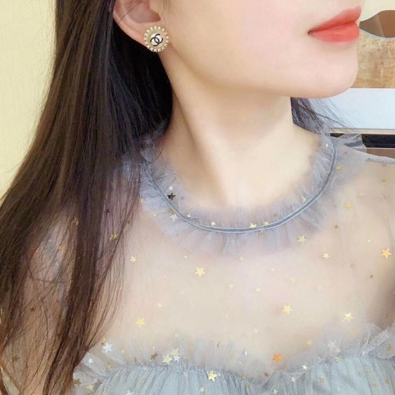 Top mirror Chanel Earrings