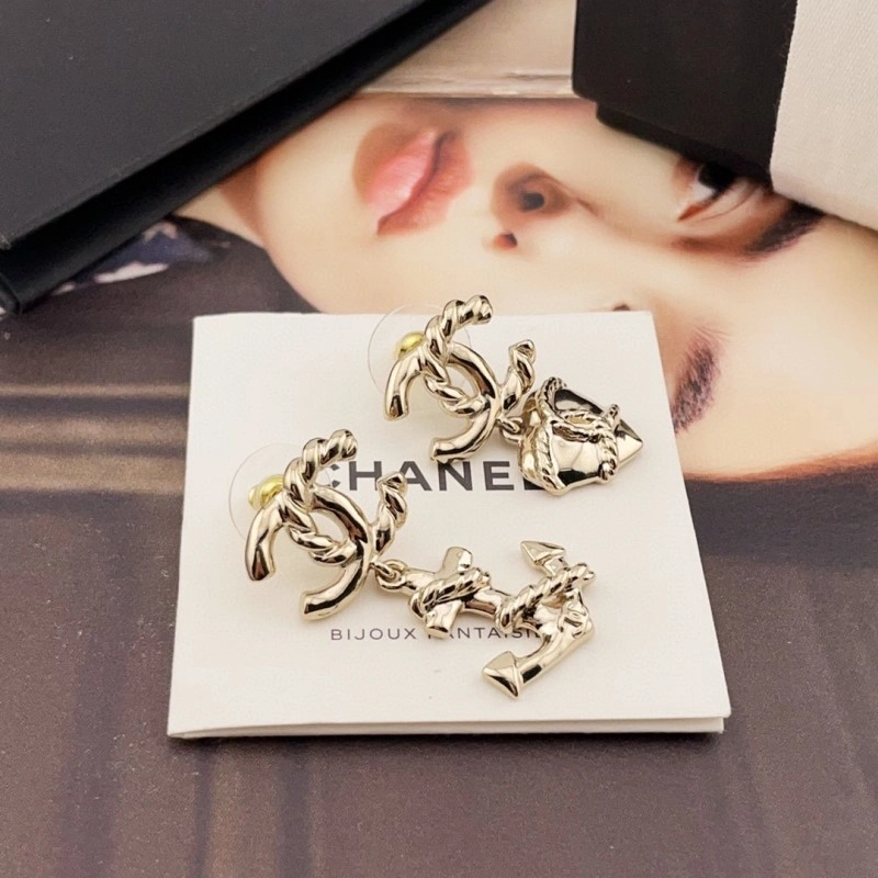 High accuracy Chanel Earrings