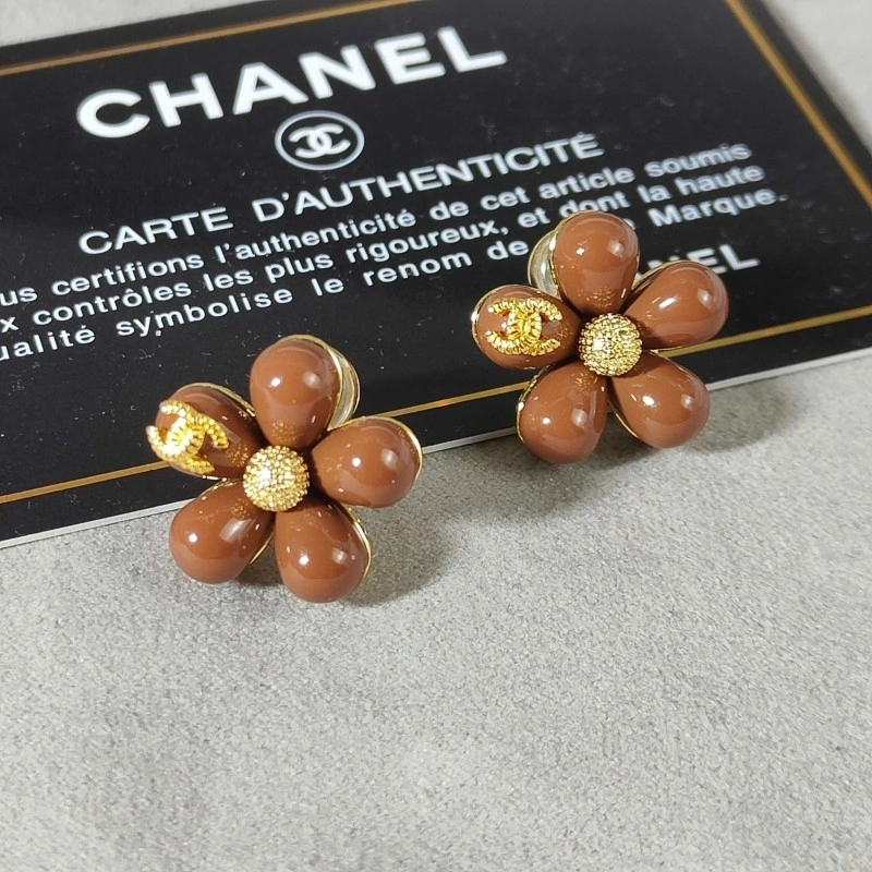 Top mirror Chanel Earrings