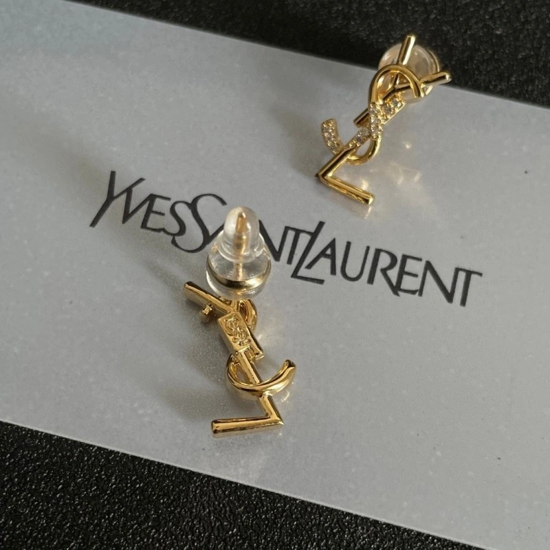 Exact replica Chanel Earrings