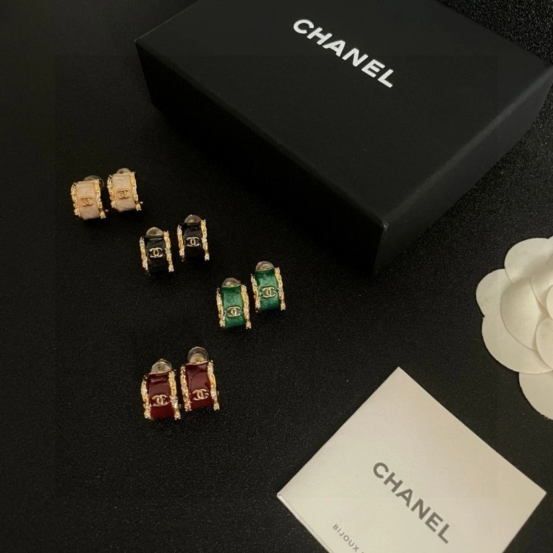 Top mirror Chanel Earrings