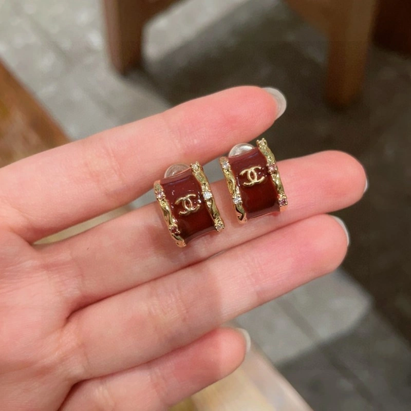 Top mirror Chanel Earrings